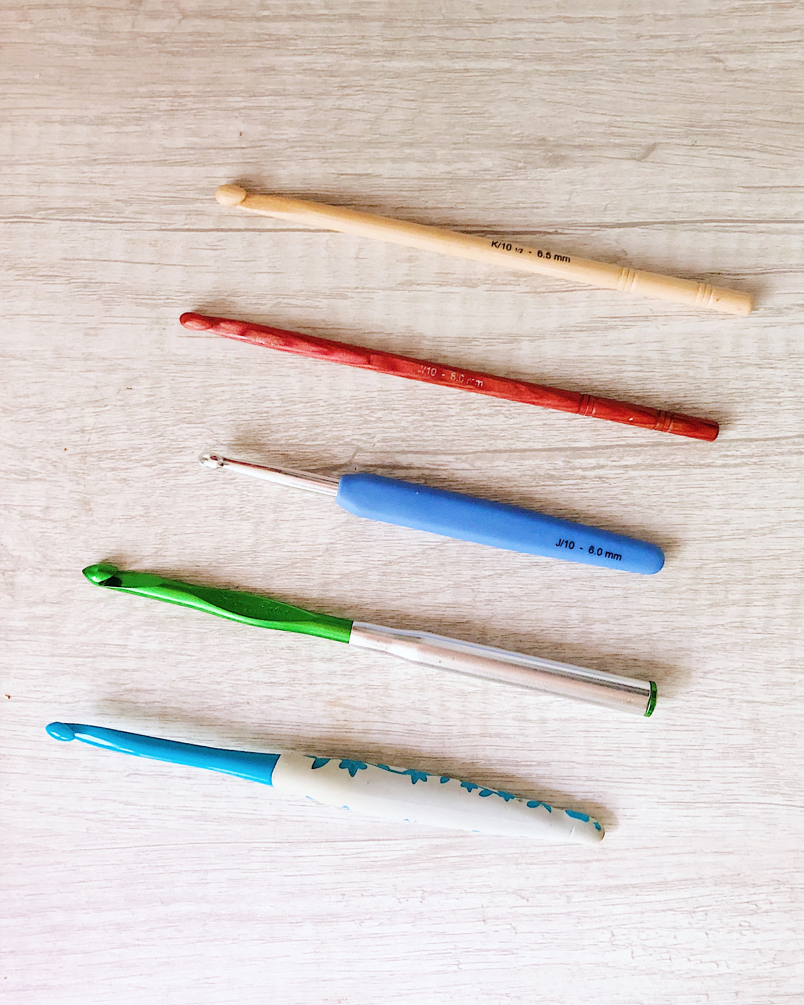 Colors, Hooks, and more for your Tunisian Delight Sampler! – Rohn Strong